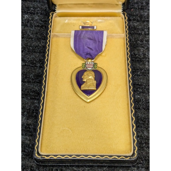 Jackets & Coats | Vintage Us Military Purple Heart Medal In Case With ...